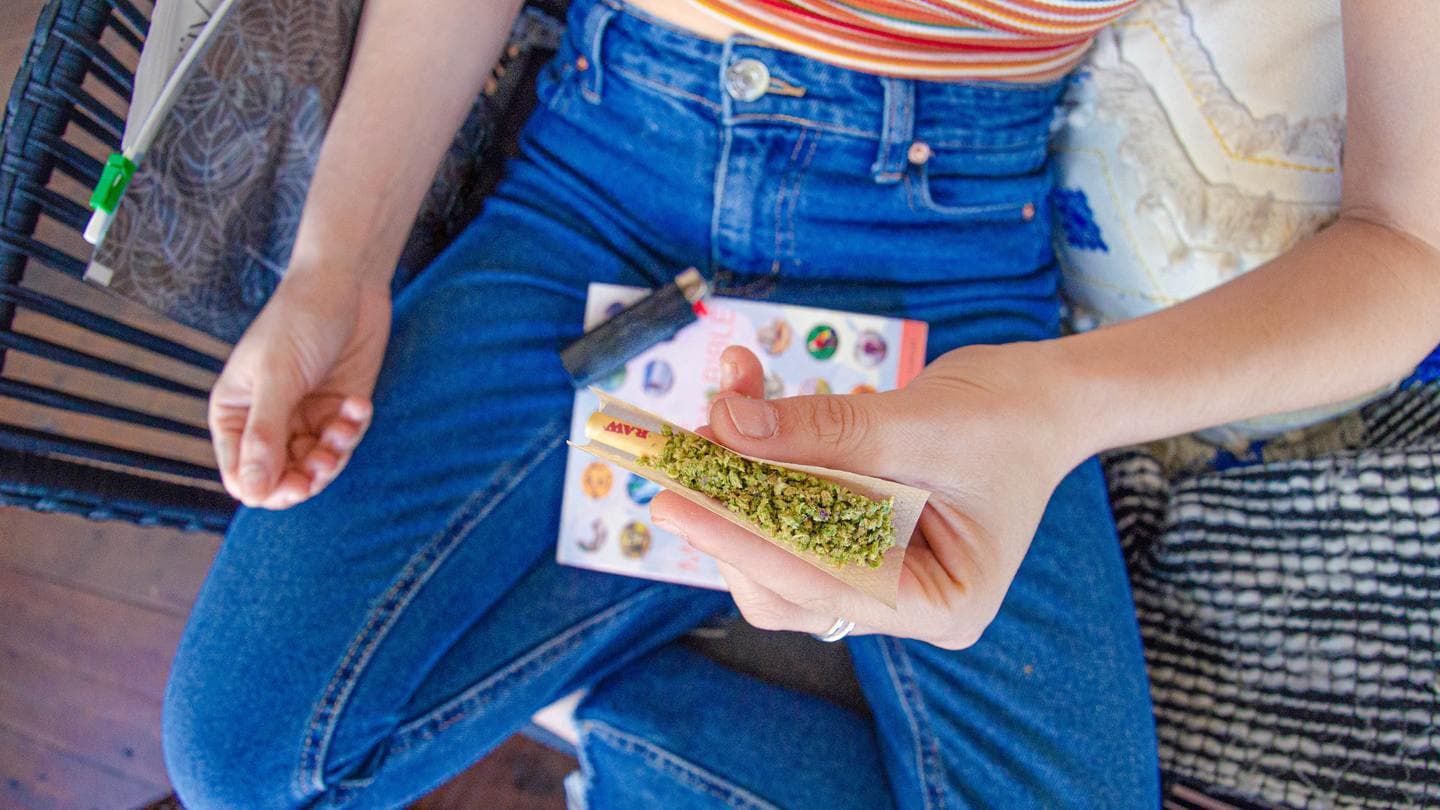 Natural vs. Synthetic Cannabinoids: What You Should Know